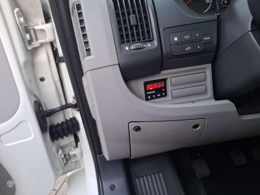 Balts Fiat Ducato 2009 Jurbarkas, ar dzinēja tilpumu 2.30 L un nobraukumu 37 tūkst. km par 10800 €, foto 25 vietnē AUTOMOTO.COM.LV
