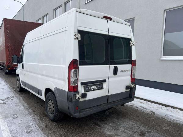 White Fiat Ducato 2010 in Marijampole, with an engine capacity of 2.30 L and mileage of 282 thousand km for 4000 €, photo 5 on AUTOMOTO.COM.LV