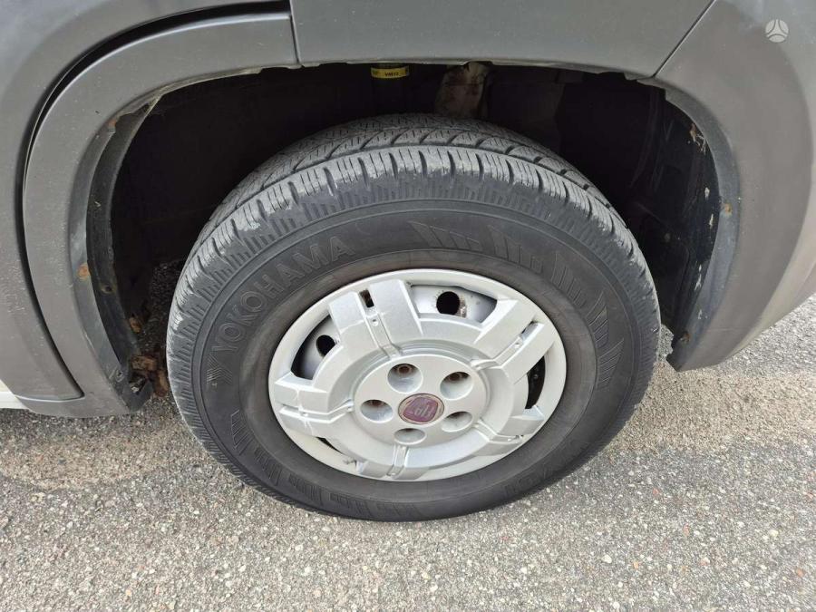 Balts Fiat Ducato 2010 Klaipėda, ar dzinēja tilpumu 3.00 L un nobraukumu 129 tūkst. km par 6000 €, foto 23 vietnē AUTOMOTO.COM.LV