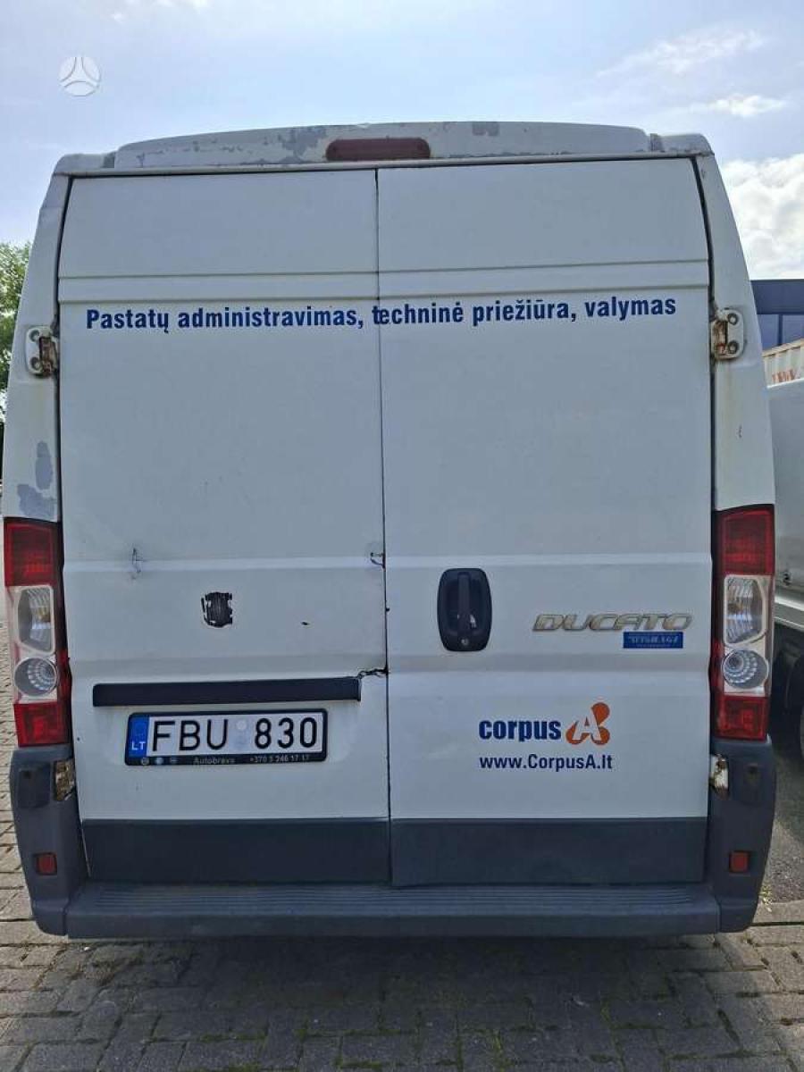 White Fiat Ducato 2010 in Vilnius, with an engine capacity of 2.29 L and mileage of 390 thousand km for 2499 €, photo 9 on AUTOMOTO.COM.LV