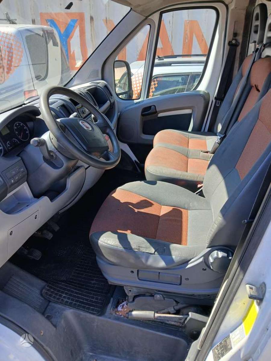 White Fiat Ducato 2010 in Vilnius, with an engine capacity of 2.29 L and mileage of 390 thousand km for 2499 €, photo 11 on AUTOMOTO.COM.LV