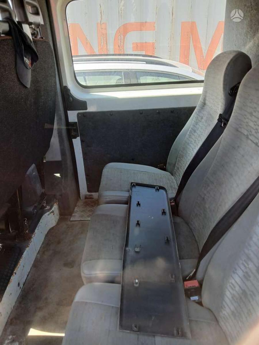 White Fiat Ducato 2010 in Vilnius, with an engine capacity of 2.29 L and mileage of 390 thousand km for 2499 €, photo 14 on AUTOMOTO.COM.LV
