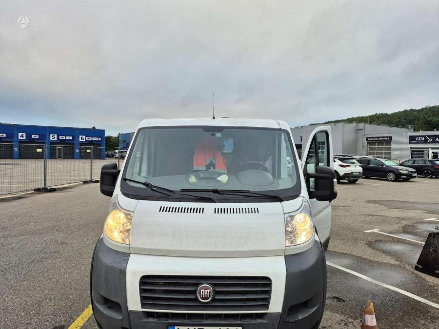 Balts Fiat Ducato 2011 Kauņa, ar dzinēja tilpumu 2.30 L un nobraukumu 378 tūkst. km par 3600 €, foto 1 vietnē AUTOMOTO.COM.LV