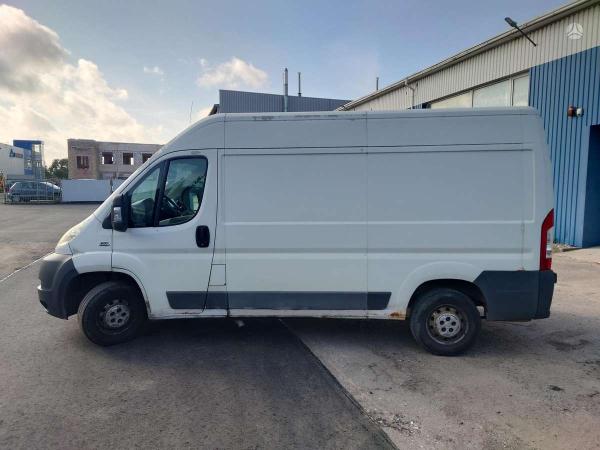 White Fiat Ducato 2011 in Vilnius, with an engine capacity of 2.29 L and mileage of 253 thousand km for 4900 €, photo 7 on AUTOMOTO.COM.LV