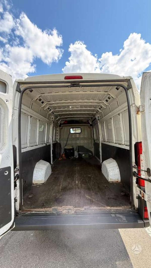 Balts Fiat Ducato 2012 Panevēža, ar dzinēja tilpumu 2.29 L un nobraukumu 407 tūkst. km par 4500 €, foto 8 vietnē AUTOMOTO.COM.LV