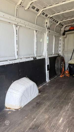 Balts Fiat Ducato 2012 Panevēža, ar dzinēja tilpumu 2.29 L un nobraukumu 407 tūkst. km par 4500 €, foto 12 vietnē AUTOMOTO.COM.LV