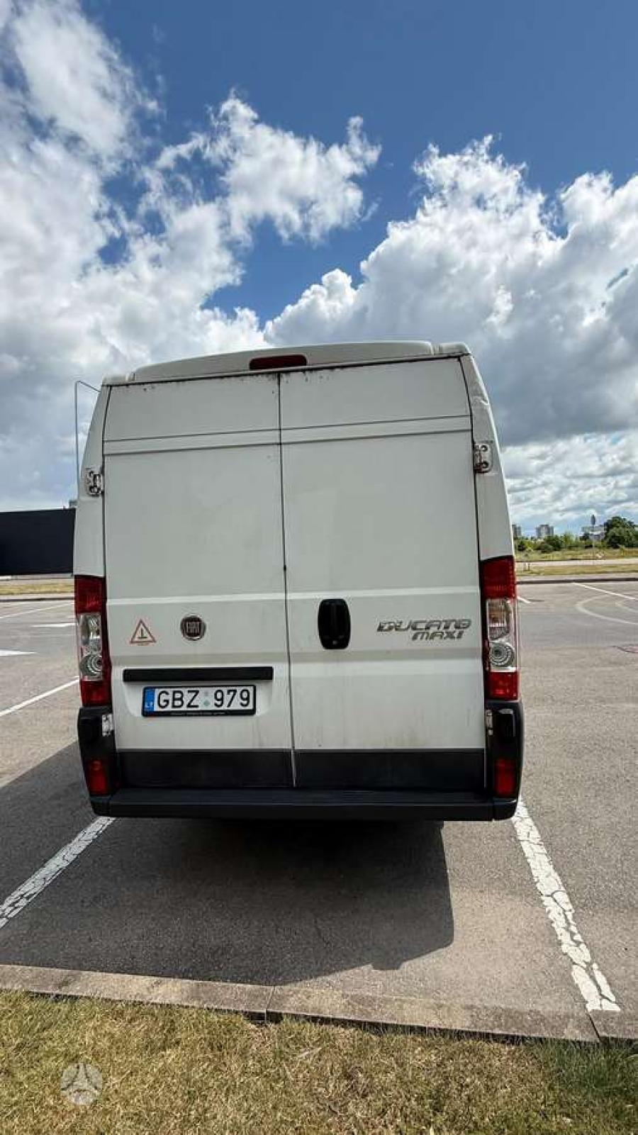 Balts Fiat Ducato 2012 Panevēža, ar dzinēja tilpumu 2.29 L un nobraukumu 407 tūkst. km par 4500 €, foto 13 vietnē AUTOMOTO.COM.LV