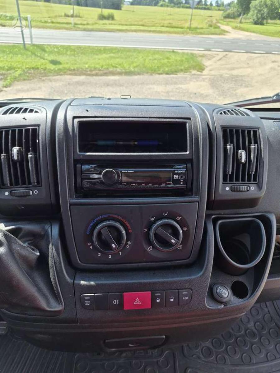 White Fiat Ducato 2013 in Svencionys, with an engine capacity of 1.96 L and mileage of 322 thousand km for 3999 €, photo 21 on AUTOMOTO.COM.LV