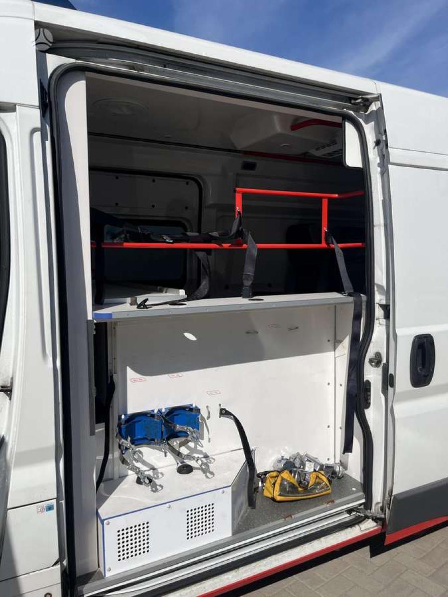 Balts Fiat Ducato 2013 Tauragė, ar dzinēja tilpumu 2.30 L un nobraukumu 290 tūkst. km par 7300 €, foto 19 vietnē AUTOMOTO.COM.LV