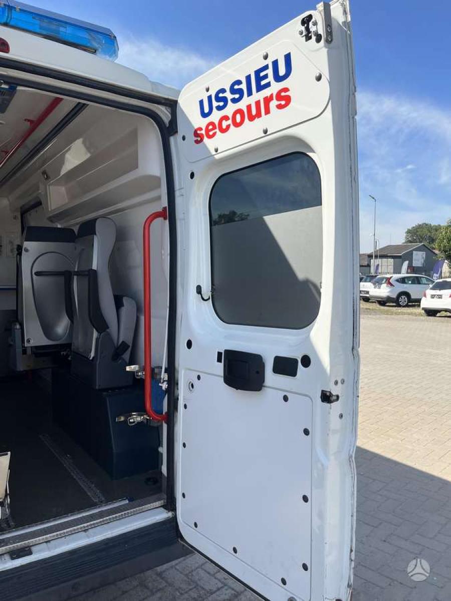 Balts Fiat Ducato 2013 Tauragė, ar dzinēja tilpumu 2.30 L un nobraukumu 290 tūkst. km par 7300 €, foto 22 vietnē AUTOMOTO.COM.LV
