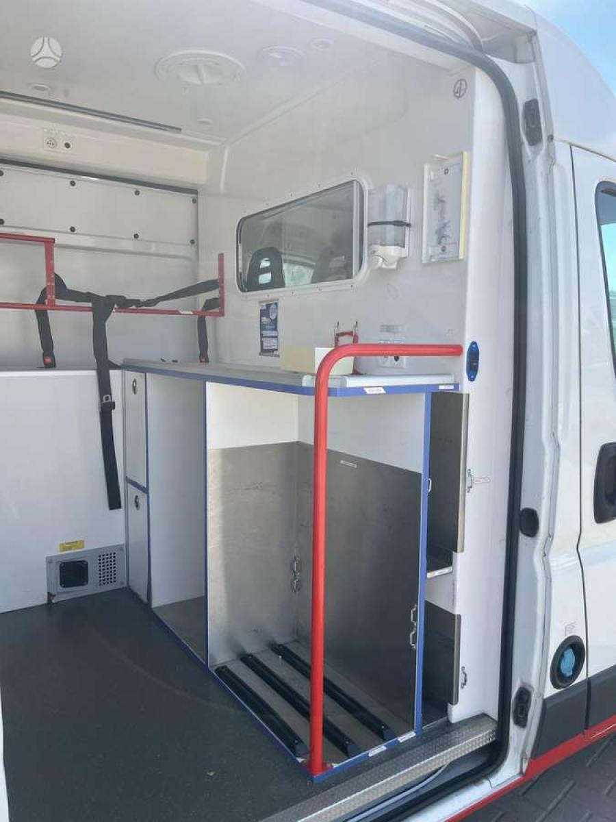 Balts Fiat Ducato 2013 Tauragė, ar dzinēja tilpumu 2.30 L un nobraukumu 290 tūkst. km par 7300 €, foto 30 vietnē AUTOMOTO.COM.LV