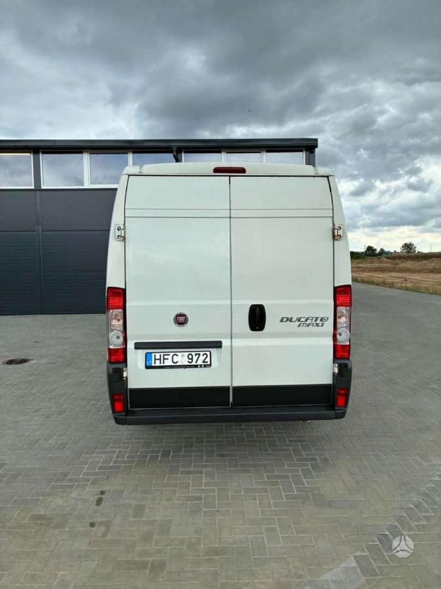 White Fiat Ducato 2014 in Kaunas, with an engine capacity of 2.29 L and mileage of 455 thousand km for 5200 €, photo 6 on AUTOMOTO.COM.LV
