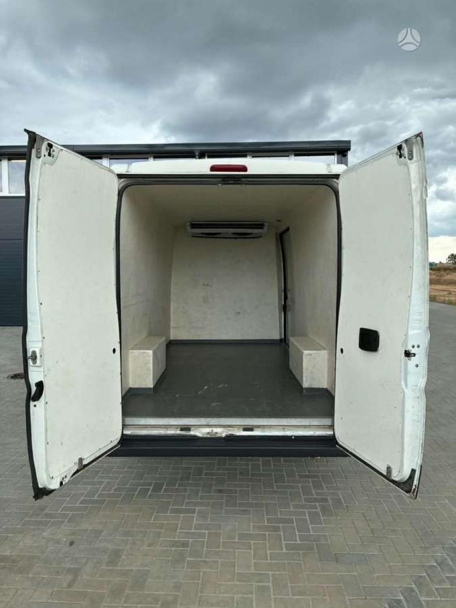 White Fiat Ducato 2014 in Kaunas, with an engine capacity of 2.29 L and mileage of 455 thousand km for 5200 €, photo 7 on AUTOMOTO.COM.LV