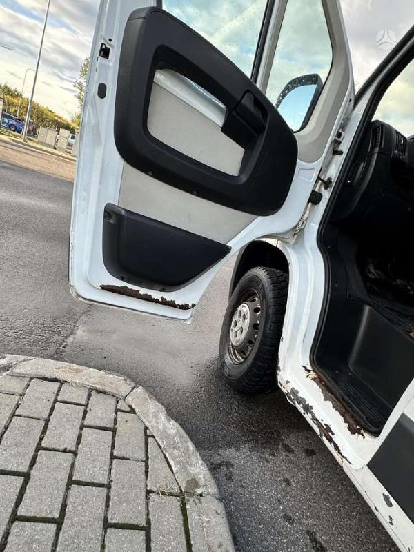 Balts Fiat Ducato 2014 Viļņa, ar dzinēja tilpumu 2.30 L un nobraukumu 196 tūkst. km par 2500 €, foto 8 vietnē AUTOMOTO.COM.LV