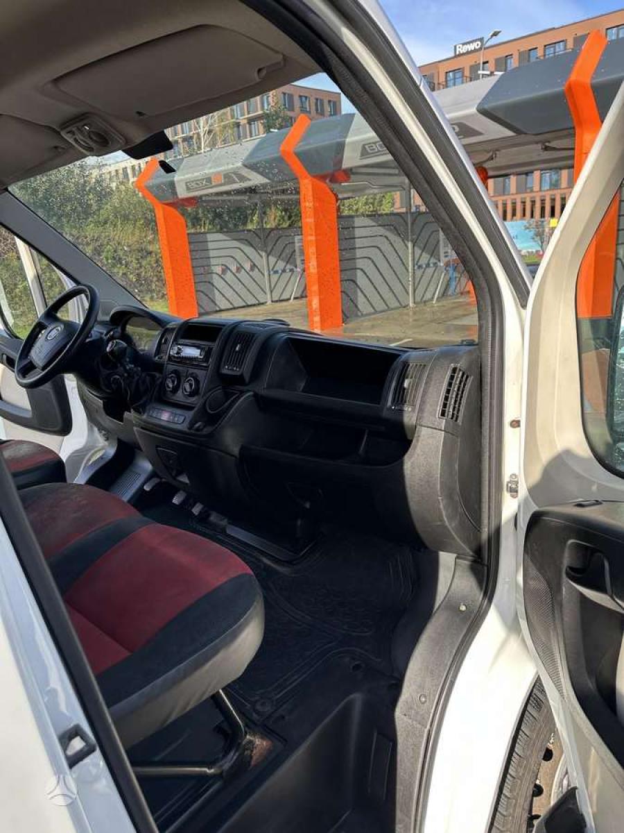 Balts Fiat Ducato 2014 Viļņa, ar dzinēja tilpumu 2.30 L un nobraukumu 196 tūkst. km par 2500 €, foto 13 vietnē AUTOMOTO.COM.LV