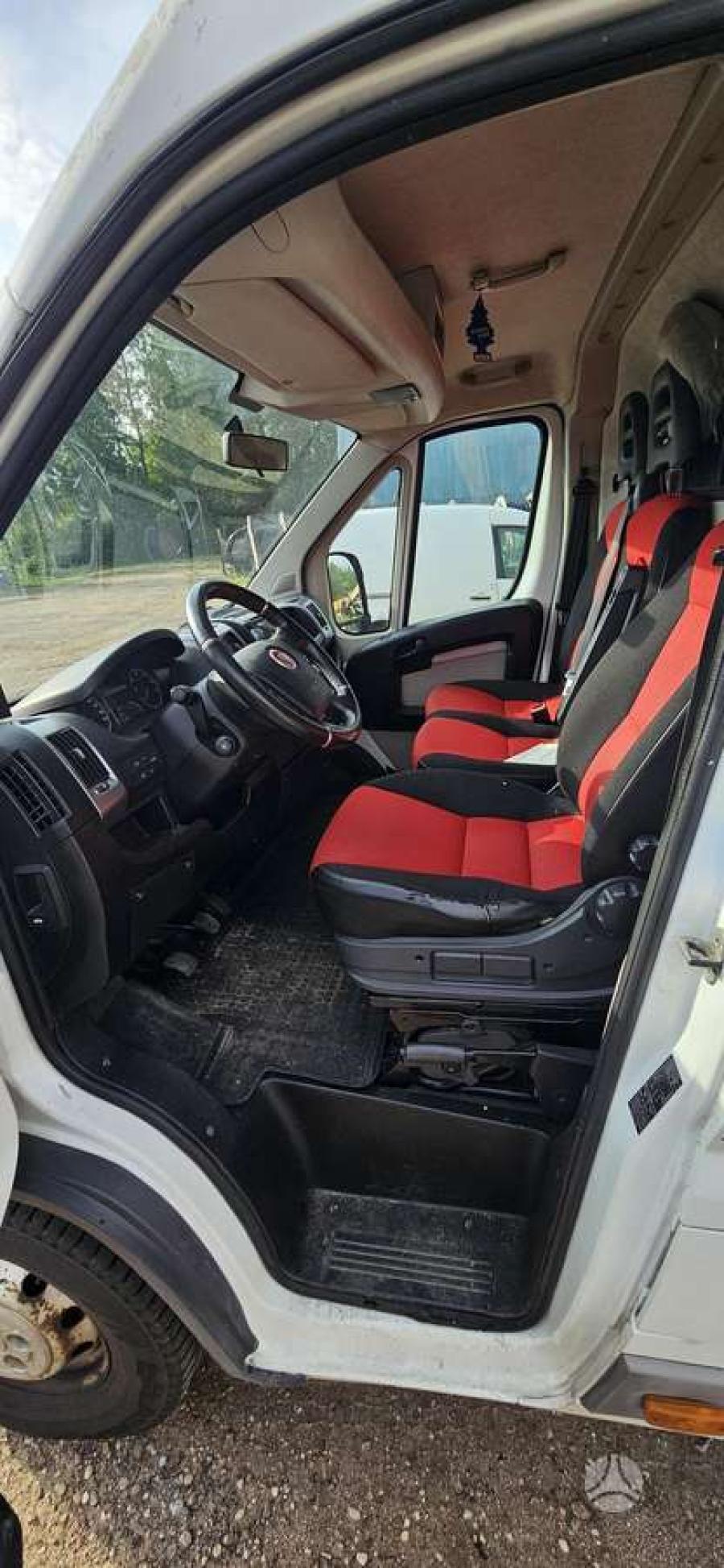 White Fiat Ducato 2014 in Ignalina, with an engine capacity of 3.00 L and mileage of 315 thousand km for 5200 €, photo 8 on AUTOMOTO.COM.LV
