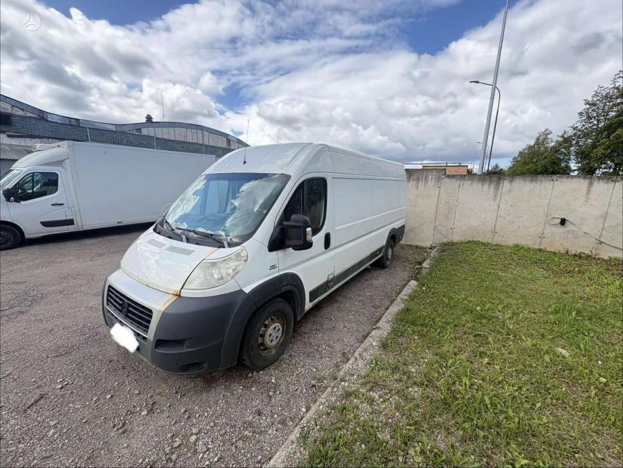 Balts Fiat Ducato 2014 Šauļi, ar dzinēja tilpumu 3.00 L un nobraukumu 513 tūkst. km par 2500 €, foto 3 vietnē AUTOMOTO.COM.LV