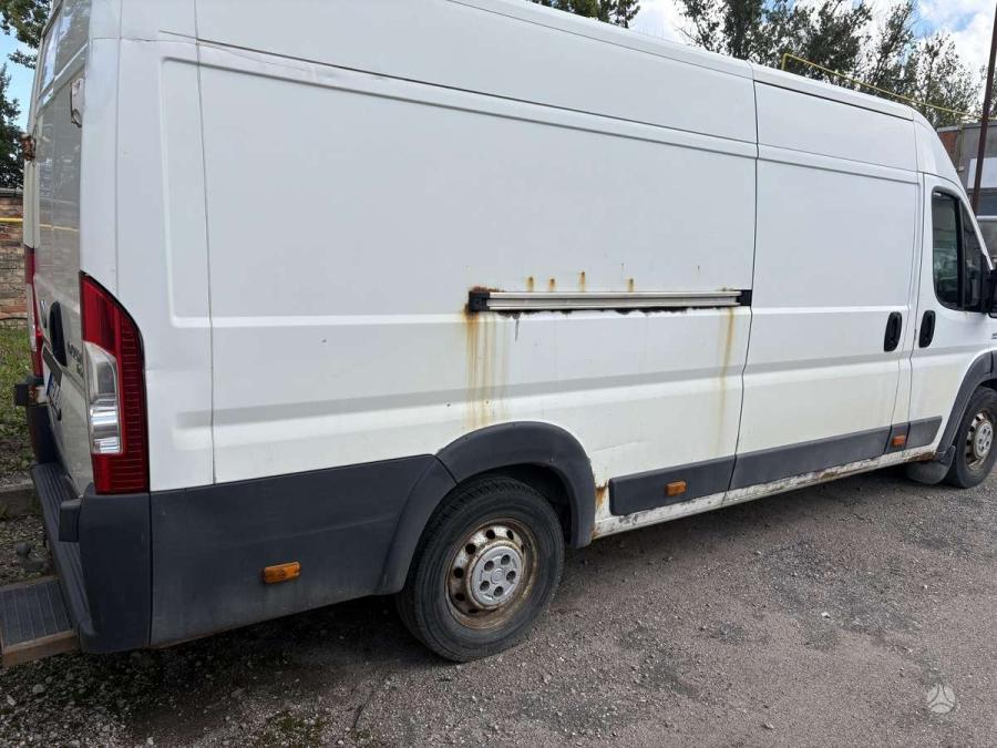 Balts Fiat Ducato 2014 Šauļi, ar dzinēja tilpumu 3.00 L un nobraukumu 513 tūkst. km par 2500 €, foto 5 vietnē AUTOMOTO.COM.LV