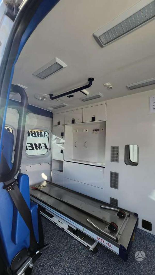 Balts Fiat Ducato 2015 Tauragė, ar dzinēja tilpumu 2.30 L un nobraukumu 470 tūkst. km par 4700 €, foto 11 vietnē AUTOMOTO.COM.LV