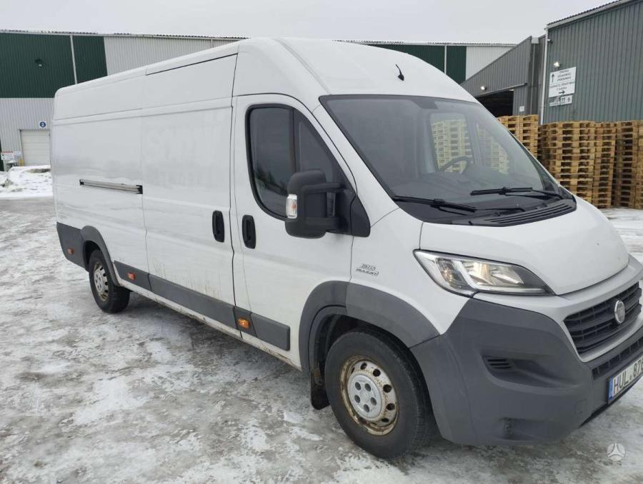 White Fiat Ducato 2015 in Vilnius, with an engine capacity of 2.29 L and mileage of 165 thousand km for 6400 €, photo 1 on AUTOMOTO.COM.LV