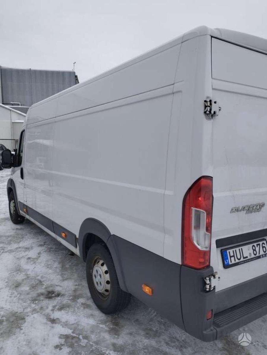 White Fiat Ducato 2015 in Vilnius, with an engine capacity of 2.29 L and mileage of 165 thousand km for 6400 €, photo 3 on AUTOMOTO.COM.LV