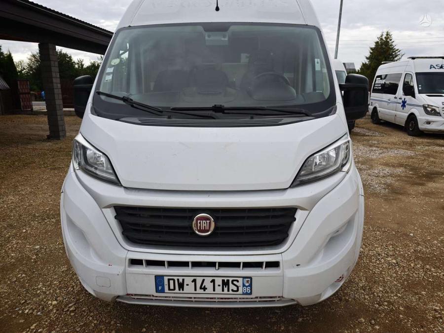 White Fiat Ducato 2015 in Taurage, with an engine capacity of 2.30 L and mileage of 398 thousand km for 7400 €, photo 7 on AUTOMOTO.COM.LV