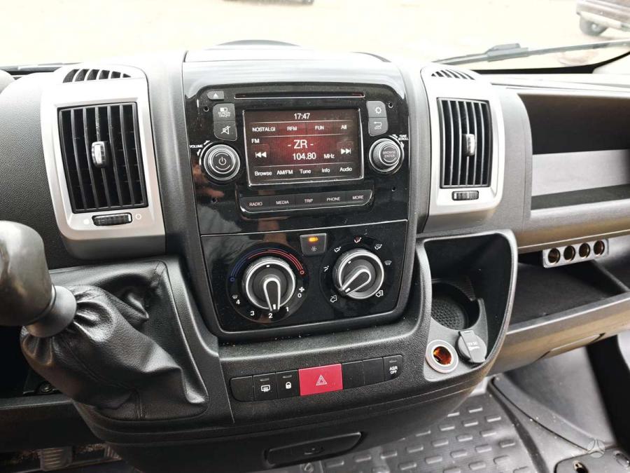White Fiat Ducato 2015 in Taurage, with an engine capacity of 2.30 L and mileage of 398 thousand km for 7400 €, photo 13 on AUTOMOTO.COM.LV