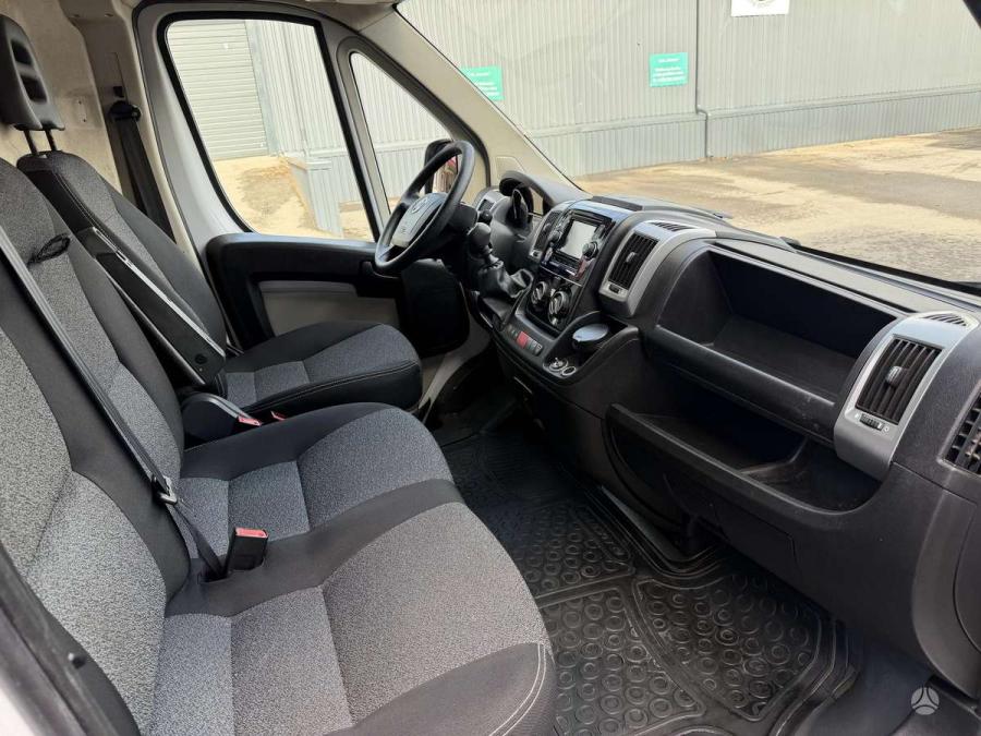 Balts Fiat Ducato 2015 Tauragė, ar dzinēja tilpumu 1.96 L un nobraukumu 229 tūkst. km par 5700 €, foto 12 vietnē AUTOMOTO.COM.LV