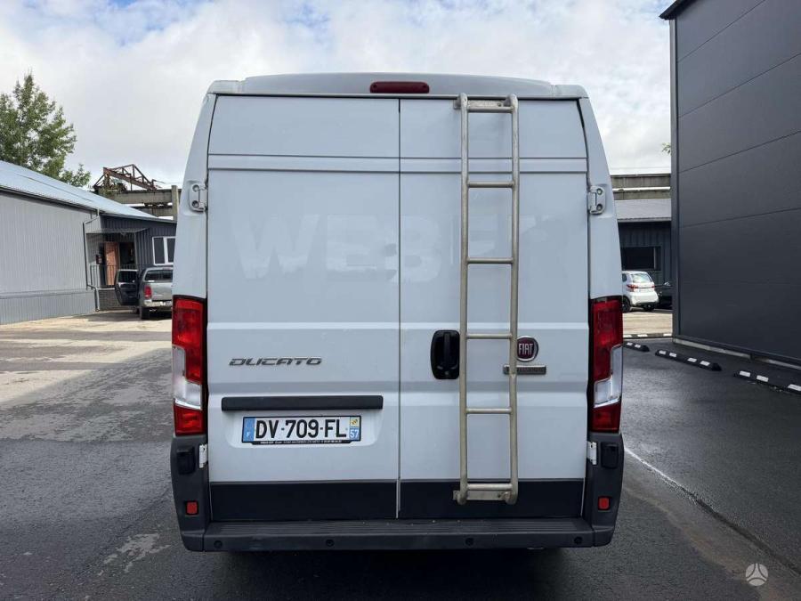 Balts Fiat Ducato 2015 Tauragė, ar dzinēja tilpumu 1.96 L un nobraukumu 229 tūkst. km par 5700 €, foto 5 vietnē AUTOMOTO.COM.LV