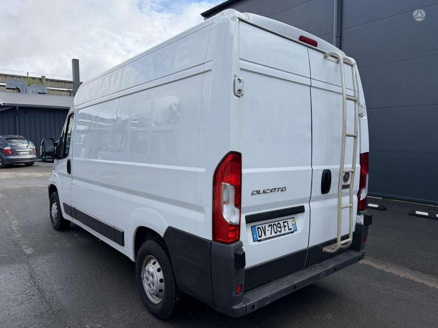 Balts Fiat Ducato 2015 Tauragė, ar dzinēja tilpumu 1.96 L un nobraukumu 229 tūkst. km par 5700 €, foto 9 vietnē AUTOMOTO.COM.LV