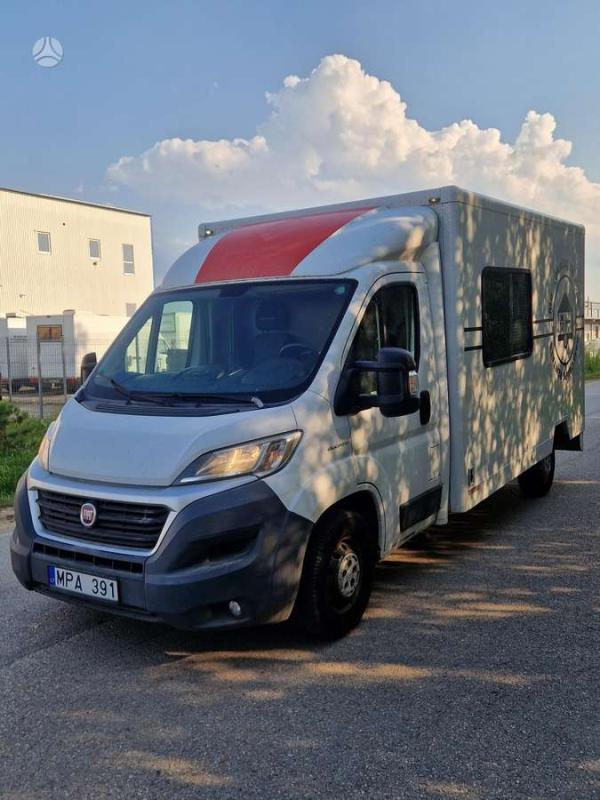 White Fiat Ducato 2015 in Vilnius, with an engine capacity of 3.00 L and mileage of 363 thousand km for 12705 €, photo 3 on AUTOMOTO.COM.LV