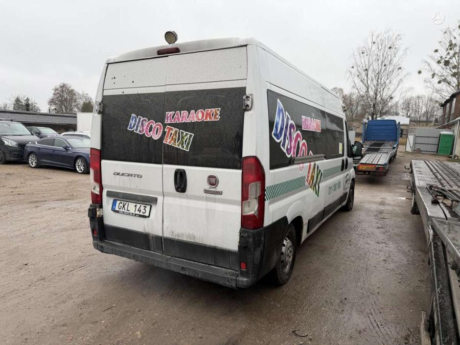 White Fiat Ducato 2016 in Kaunas, with an engine capacity of 2.30 L and mileage of 427 thousand km for 3600 €, photo 5 on AUTOMOTO.COM.LV