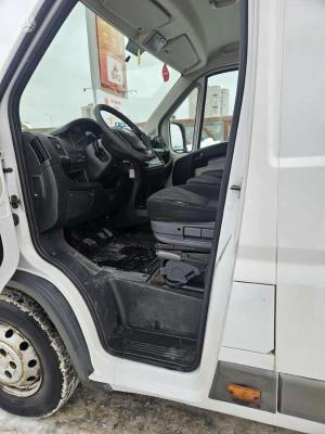 Balts Fiat Ducato 2016 Viļņa, ar dzinēja tilpumu 2.30 L un nobraukumu 472 tūkst. km par 7500 €, foto 11 vietnē AUTOMOTO.COM.LV