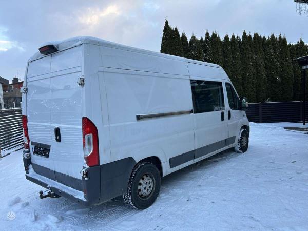 White Fiat Ducato 2016 in Kaunas, with an engine capacity of 2.30 L and mileage of 308 thousand km for 7550 €, photo 4 on AUTOMOTO.COM.LV