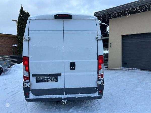 White Fiat Ducato 2016 in Kaunas, with an engine capacity of 2.30 L and mileage of 308 thousand km for 7550 €, photo 5 on AUTOMOTO.COM.LV