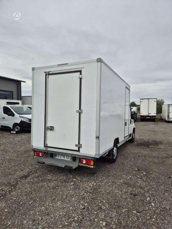 Balts Fiat Ducato 2016 Kauņa, ar dzinēja tilpumu 2.30 L un nobraukumu 440 tūkst. km par 4680 €, foto 10 vietnē AUTOMOTO.COM.LV