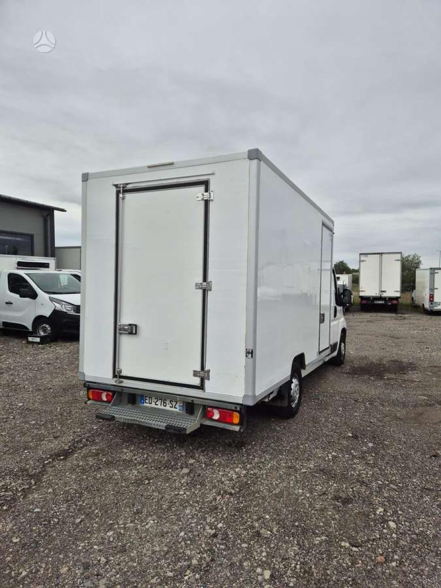 Balts Fiat Ducato 2016 Kauņa, ar dzinēja tilpumu 2.30 L un nobraukumu 440 tūkst. km par 4680 €, foto 11 vietnē AUTOMOTO.COM.LV