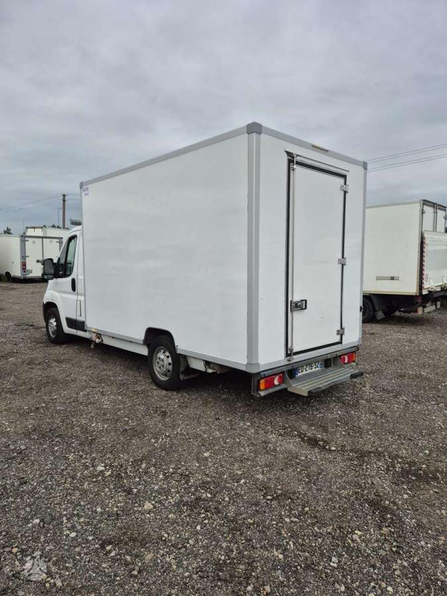 Balts Fiat Ducato 2016 Kauņa, ar dzinēja tilpumu 2.30 L un nobraukumu 440 tūkst. km par 4680 €, foto 13 vietnē AUTOMOTO.COM.LV