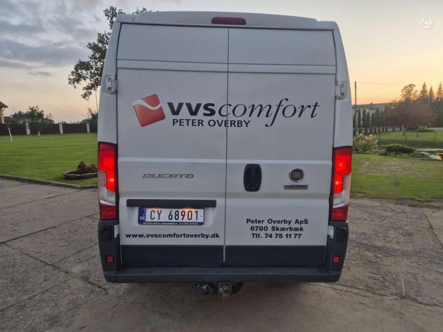 White Fiat Ducato 2016 in Taurage, with an engine capacity of 2.30 L and mileage of 200 thousand km for 5300 €, photo 4 on AUTOMOTO.COM.LV