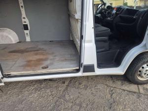 White Fiat Ducato 2016 in Taurage, with an engine capacity of 2.30 L and mileage of 200 thousand km for 5300 €, photo 8 on AUTOMOTO.COM.LV