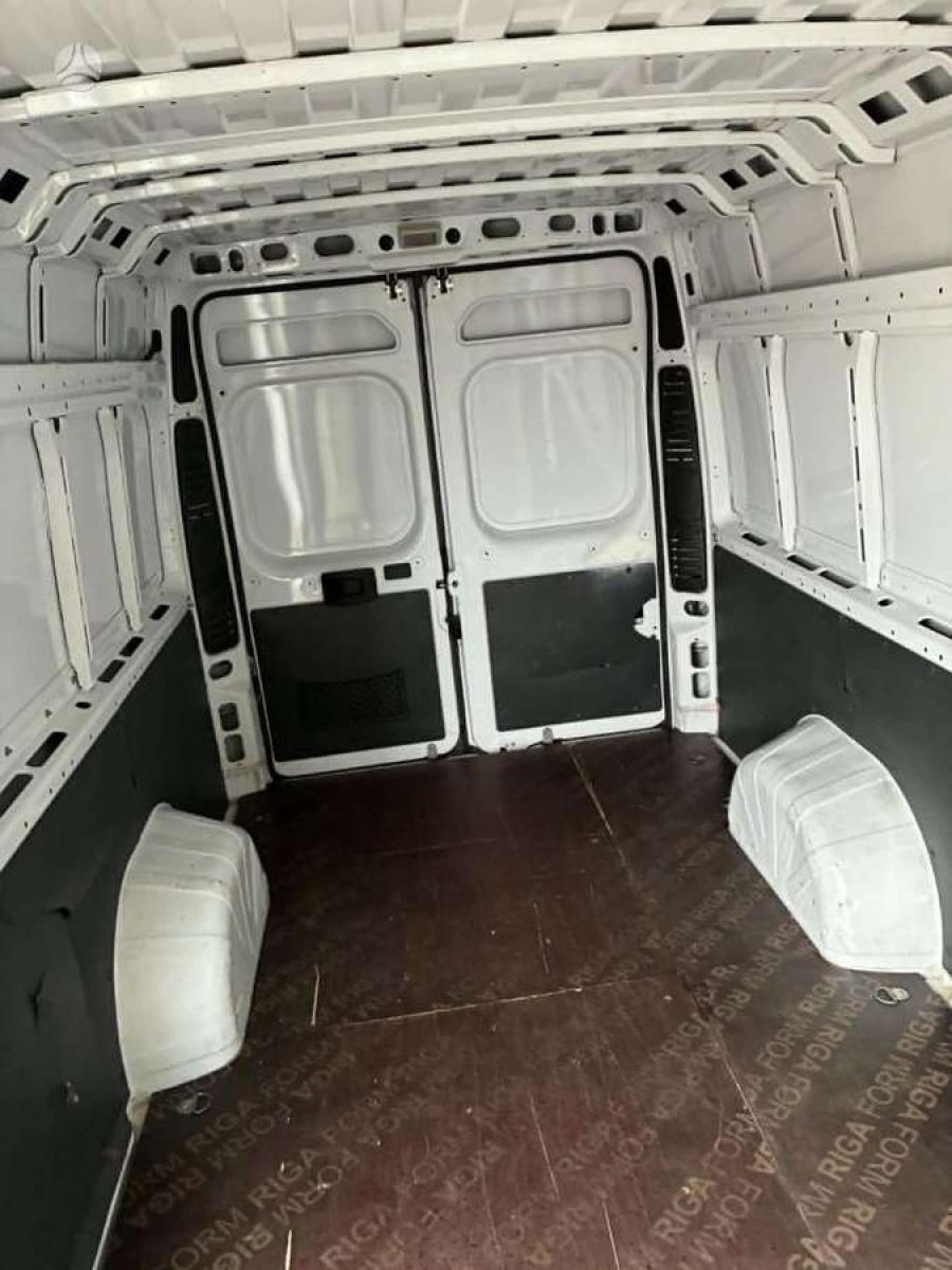 Balts Fiat Ducato 2017 Kauņa, ar dzinēja tilpumu 2.29 L un nobraukumu 281 tūkst. km par 8200 €, foto 13 vietnē AUTOMOTO.COM.LV