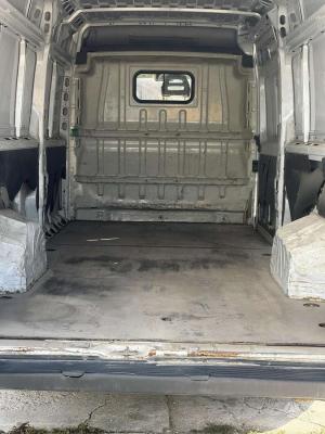 White Fiat Ducato 2017 in Kaunas, with an engine capacity of 2.30 L and mileage of 349 thousand km for 4600 €, photo 9 on AUTOMOTO.COM.LV
