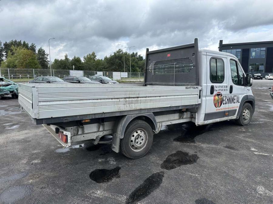 White Fiat Ducato 2017 in Utena, with an engine capacity of 2.30 L and mileage of 289 thousand km for 7750 €, photo 5 on AUTOMOTO.COM.LV