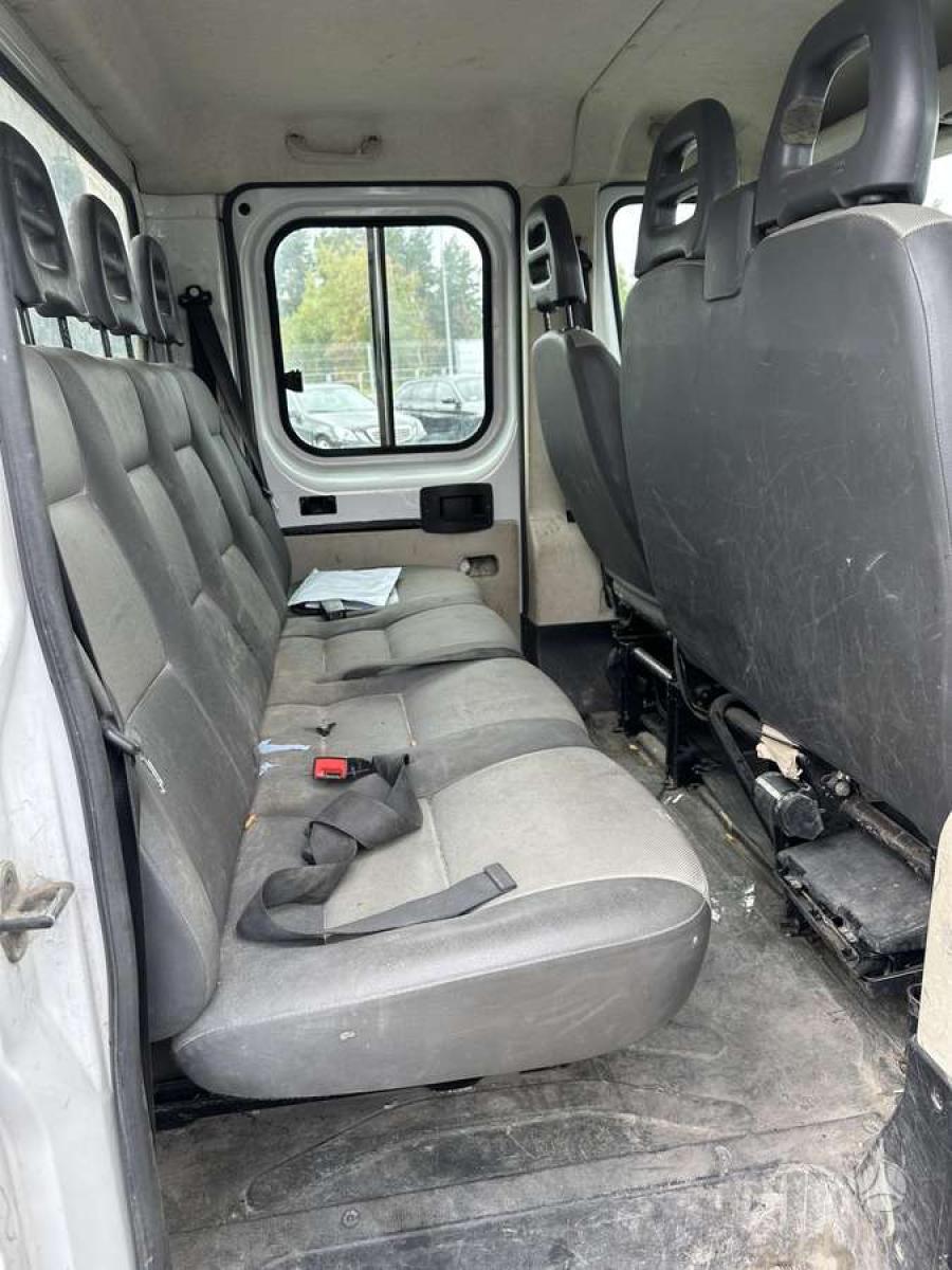 White Fiat Ducato 2017 in Utena, with an engine capacity of 2.30 L and mileage of 289 thousand km for 7750 €, photo 8 on AUTOMOTO.COM.LV