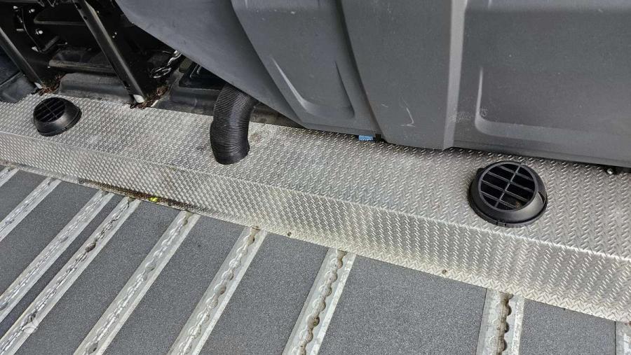Balts Fiat Ducato 2017 Marijampole, ar dzinēja tilpumu 2.29 L un nobraukumu 326 tūkst. km par 10500 €, foto 19 vietnē AUTOMOTO.COM.LV