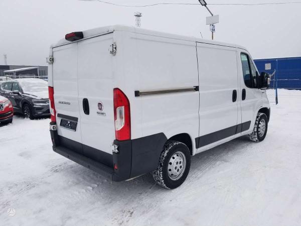 White Fiat Ducato 2018 in Kaunas, with an engine capacity of 2.29 L and mileage of 295 thousand km for 5999 €, photo 7 on AUTOMOTO.COM.LV
