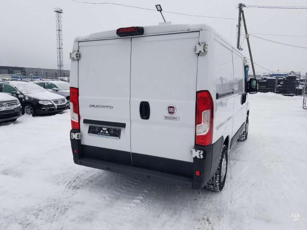 White Fiat Ducato 2018 in Kaunas, with an engine capacity of 2.29 L and mileage of 295 thousand km for 5999 €, photo 8 on AUTOMOTO.COM.LV