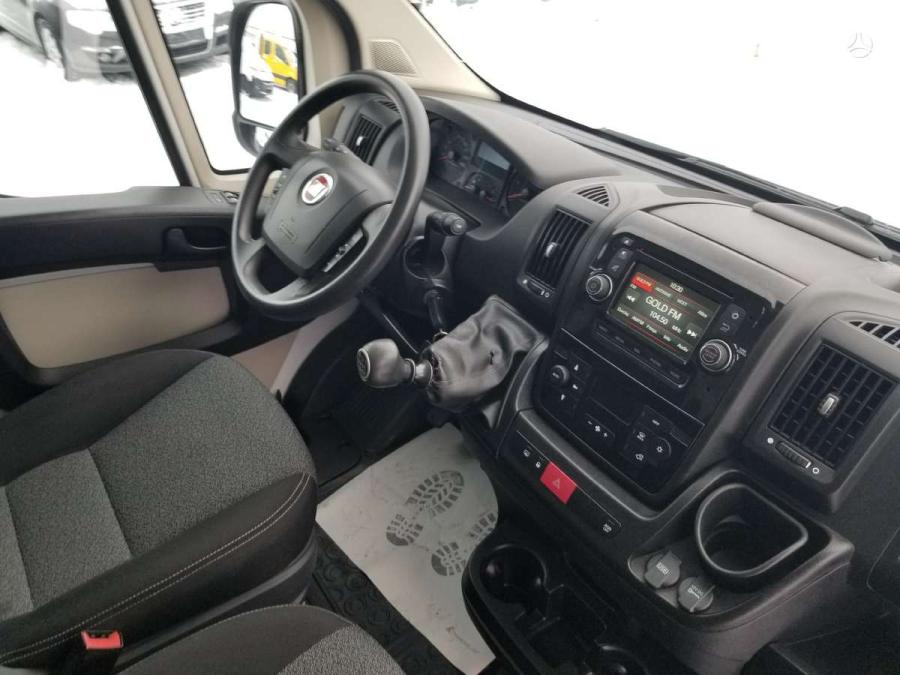 White Fiat Ducato 2018 in Kaunas, with an engine capacity of 2.29 L and mileage of 295 thousand km for 5999 €, photo 12 on AUTOMOTO.COM.LV