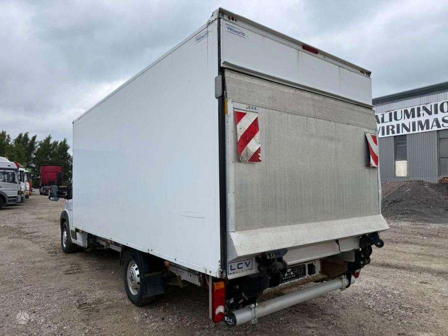 Balts Fiat Ducato 2018 Klaipėda, ar dzinēja tilpumu 2.29 L un nobraukumu 360 tūkst. km par 9250 €, foto 6 vietnē AUTOMOTO.COM.LV