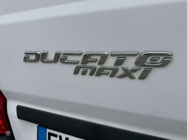White Fiat Ducato 2018 in Vilnius, with an engine capacity of 2.30 L and mileage of 383 thousand km for 9900 €, photo 5 on AUTOMOTO.COM.LV
